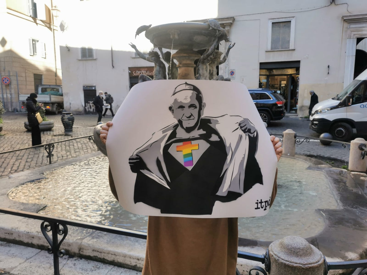 ITPD - SUPER POPE – Exclusiveurbanart